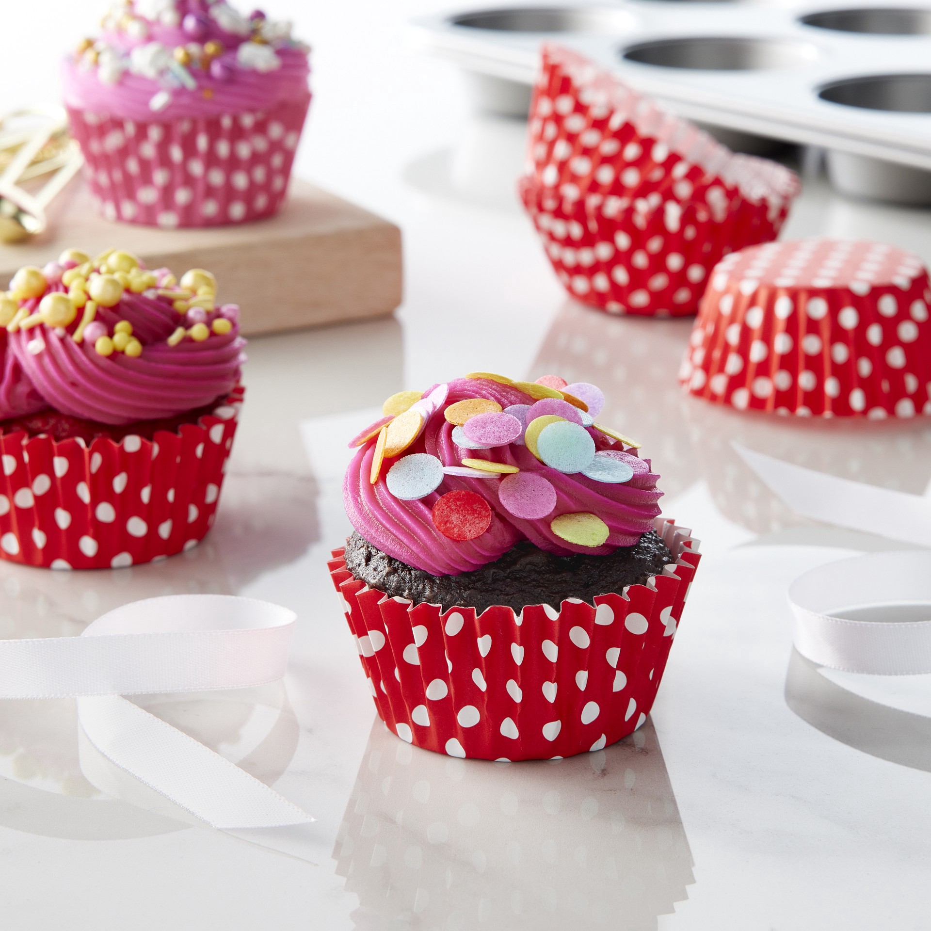 Polka Dot Grease-Resistant Baking Cups By Celebrate It 1.97 in x 1.18 ...