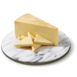 Beehive Seahive Sea® Salt & Honey Rind Cheddar Cheese, 1 lb | Shipt