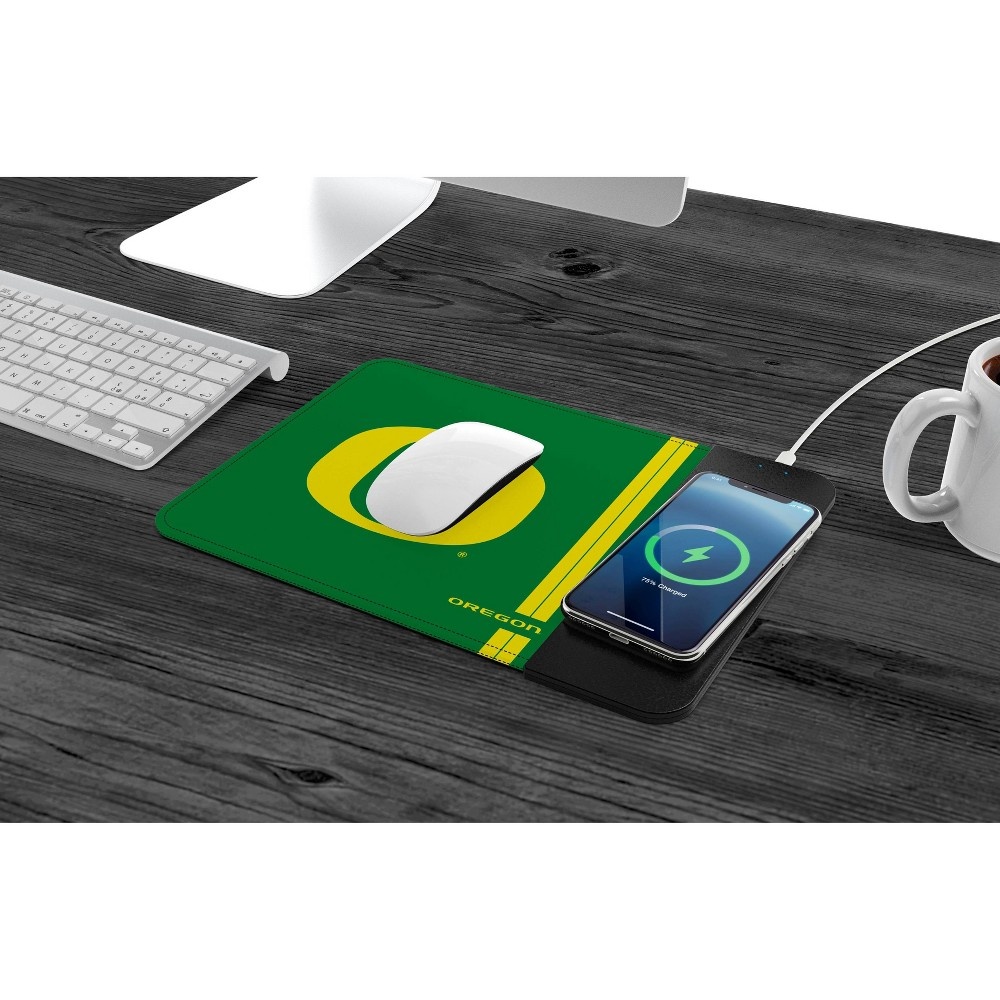 NCAA Oregon Ducks Wireless Charging Mousepad 1 ct | Shipt