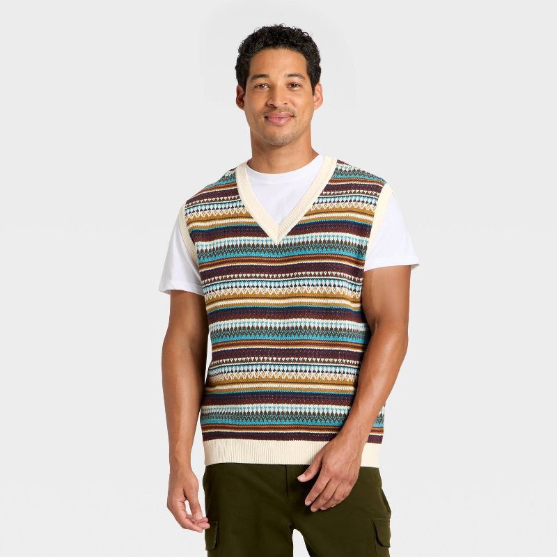 Men's V-Neck Sweater Vest - Goodfellow & Co™ M 1 ct | shipt