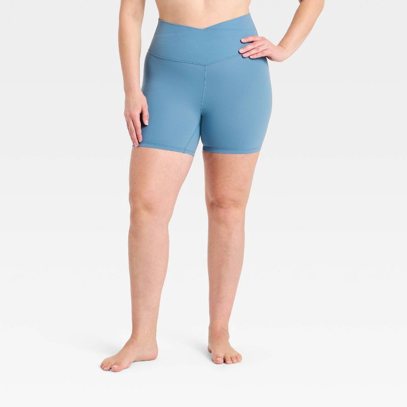 Women's Everyday Soft Ultra High-Rise Cossover Bike Shorts 5" - All In ...