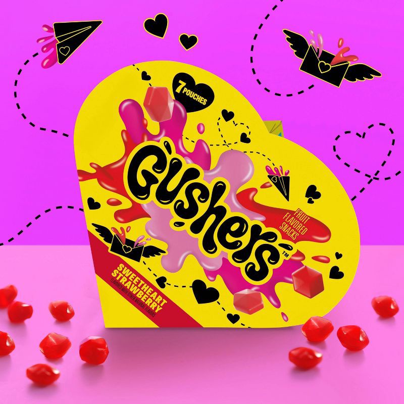 Fruit Gushers Valentines Gushers Fruit Snacks Heart Box - 5.6oz 5.6 oz ...