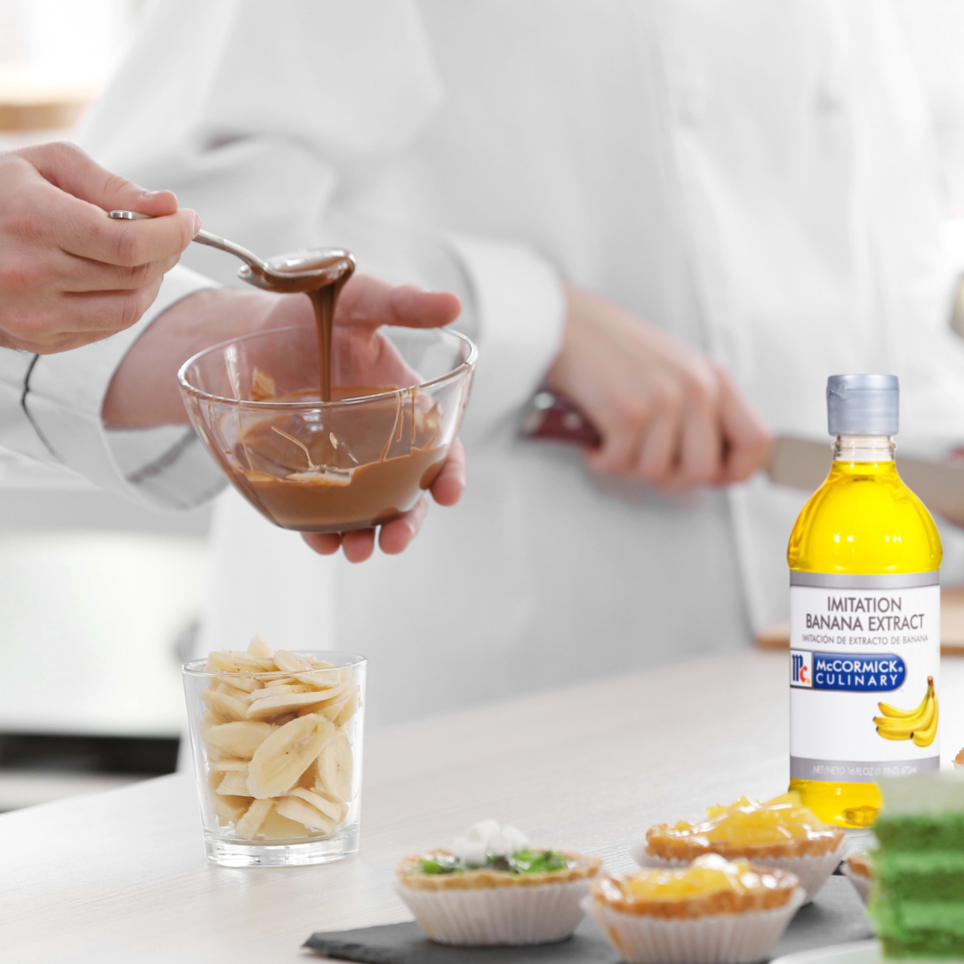 McCormick Culinary Imitation Banana Extract, 16 fl oz 16 fl oz | Shipt